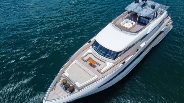 CUSTOM LINE NAVETTA 33 yacht for sale (Custom Line, 33m, 2019)